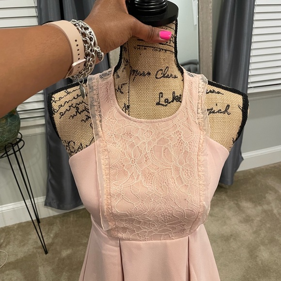 BCBG | Dresses | Beautiful Bcbg Lace Dress | Poshmark